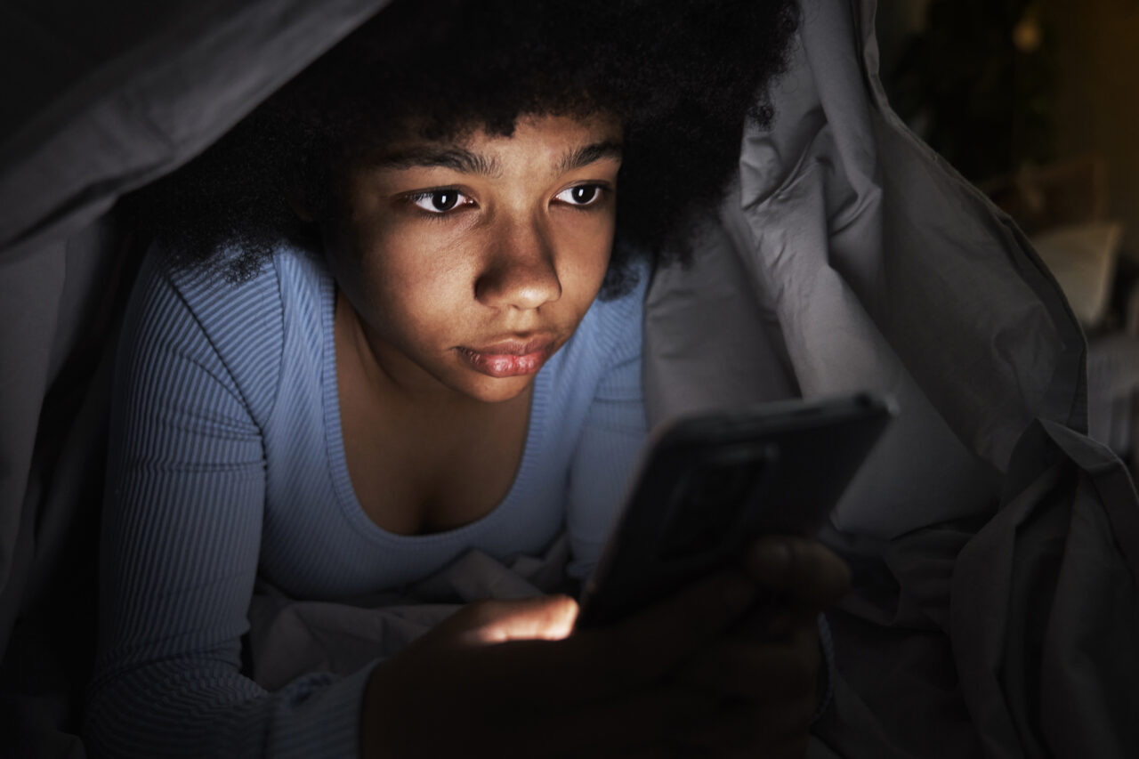How to Talk to Your Kids About Sexting - Child Mind Institute