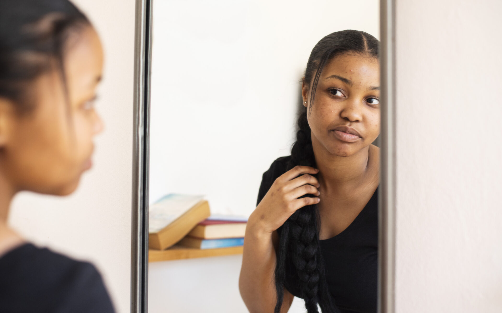 What Is Body Dysmorphic Disorder? - Child Mind Institute
